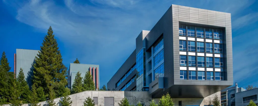 Facilities and Equipment - Colin Ophus Lab | Stanford